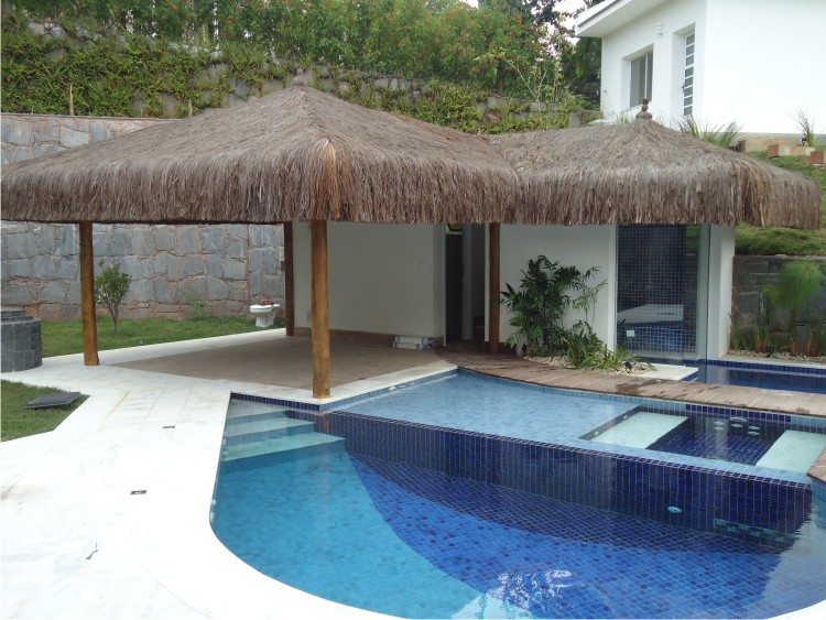 Quiosques para piscina: tipos + 20 fotos de modelos incríveis